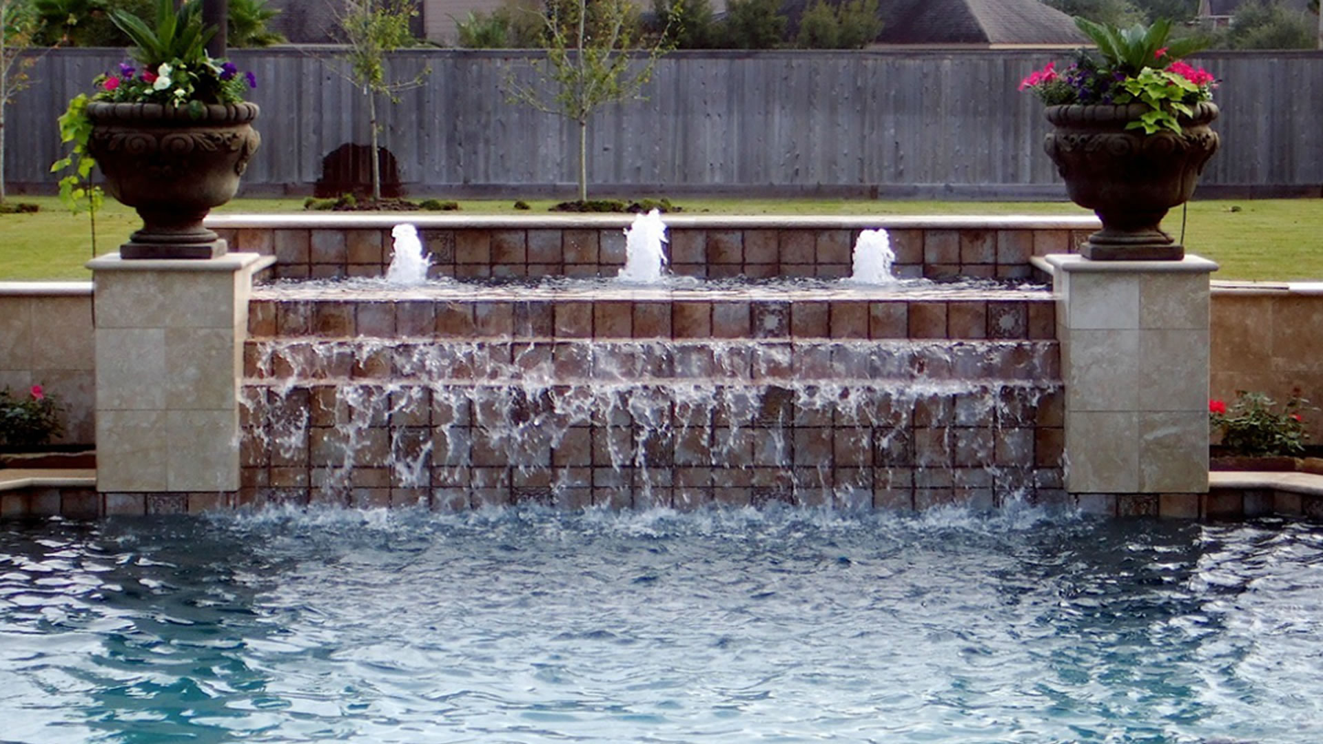 Signature project FORMAL FOUNTAIN by Custom Design Pools & Landscaping ...